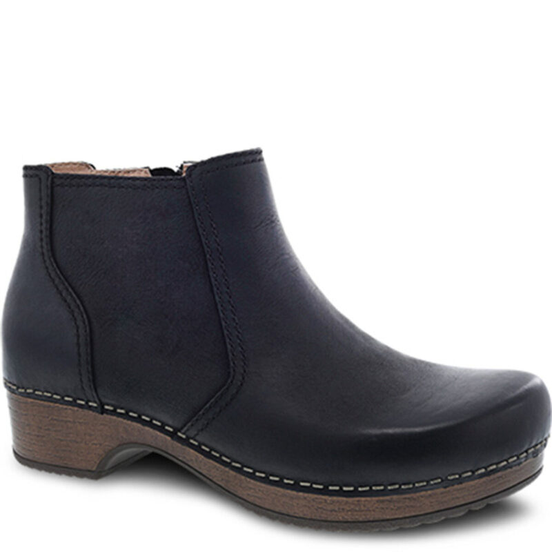 Murray's Shoes: Specials